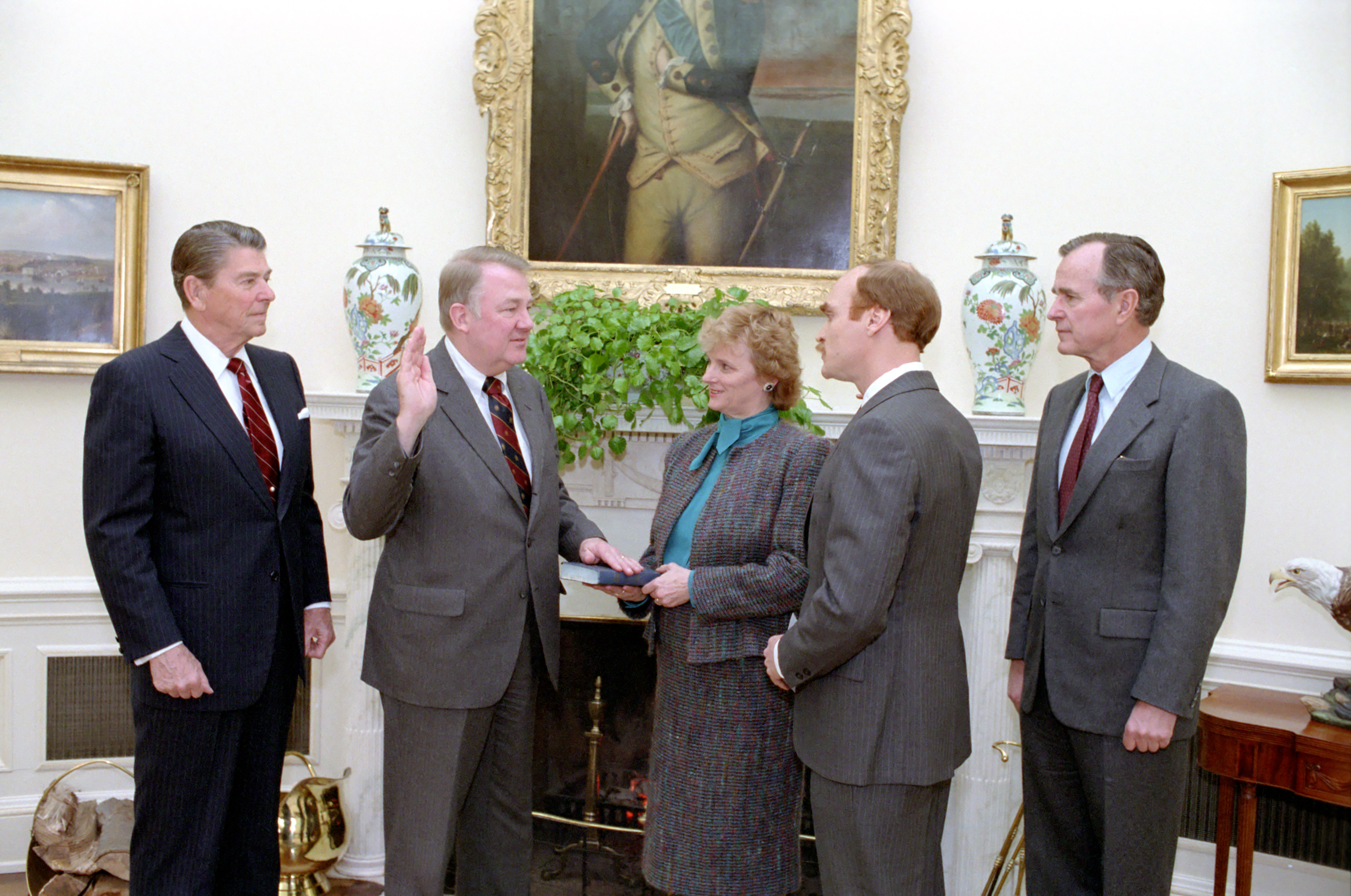 The Eighties: Monday, February 25, 1985 – History Diaries