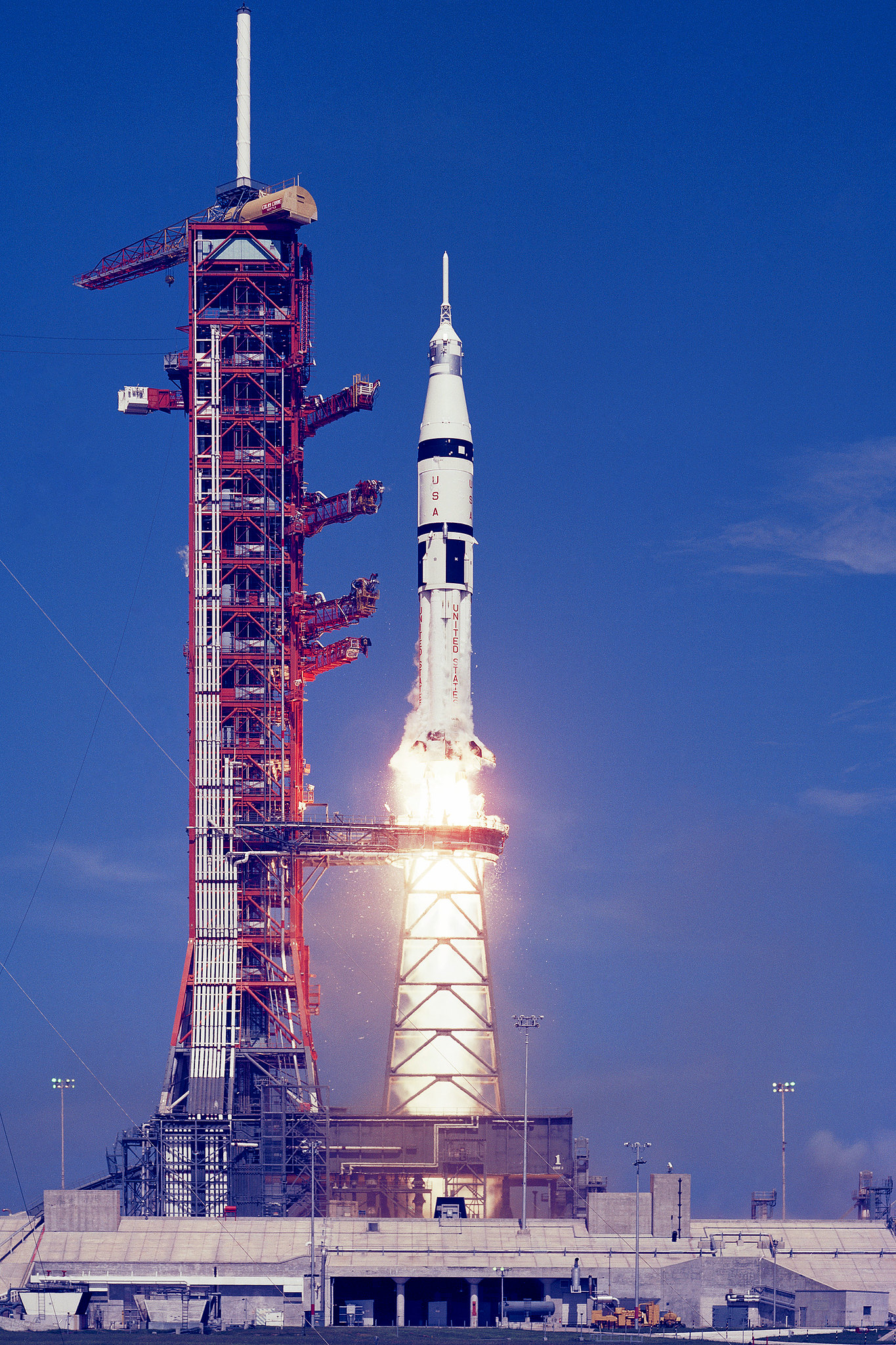 The Seventies: Tuesday, July 15, 1975 – History Diaries